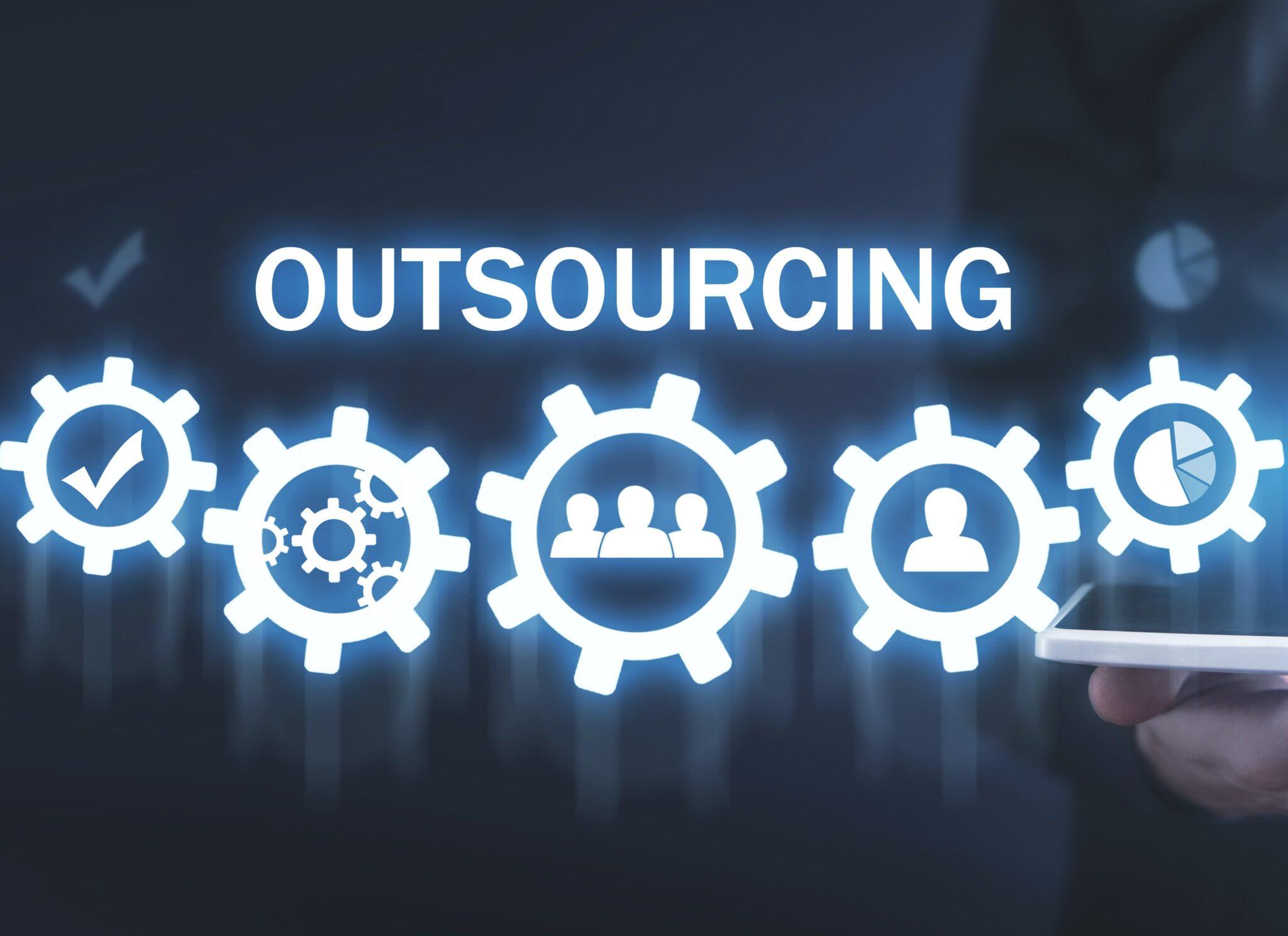 Outsourcing: Definition, Ziele und Vorteile für Unternehmen - Wissensportal